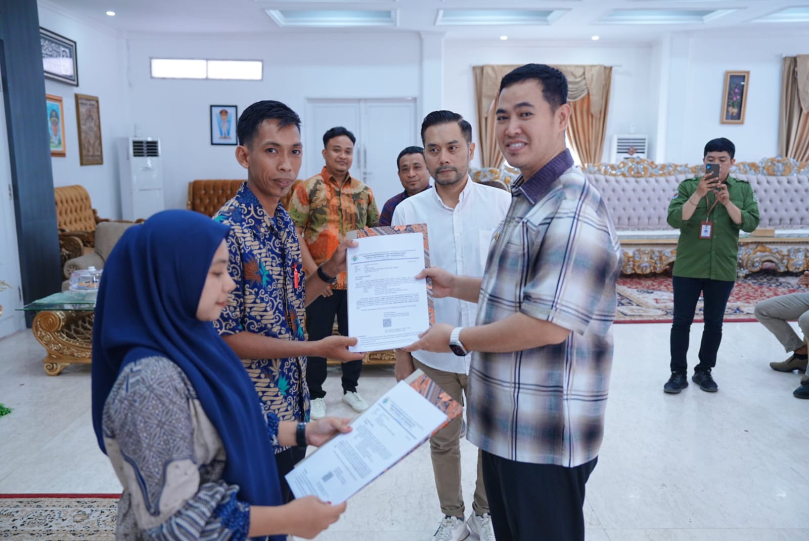 Kemendesa PDTT Pilih 40 Desa di Pangkep Lokus Program Desa Cerdas ...